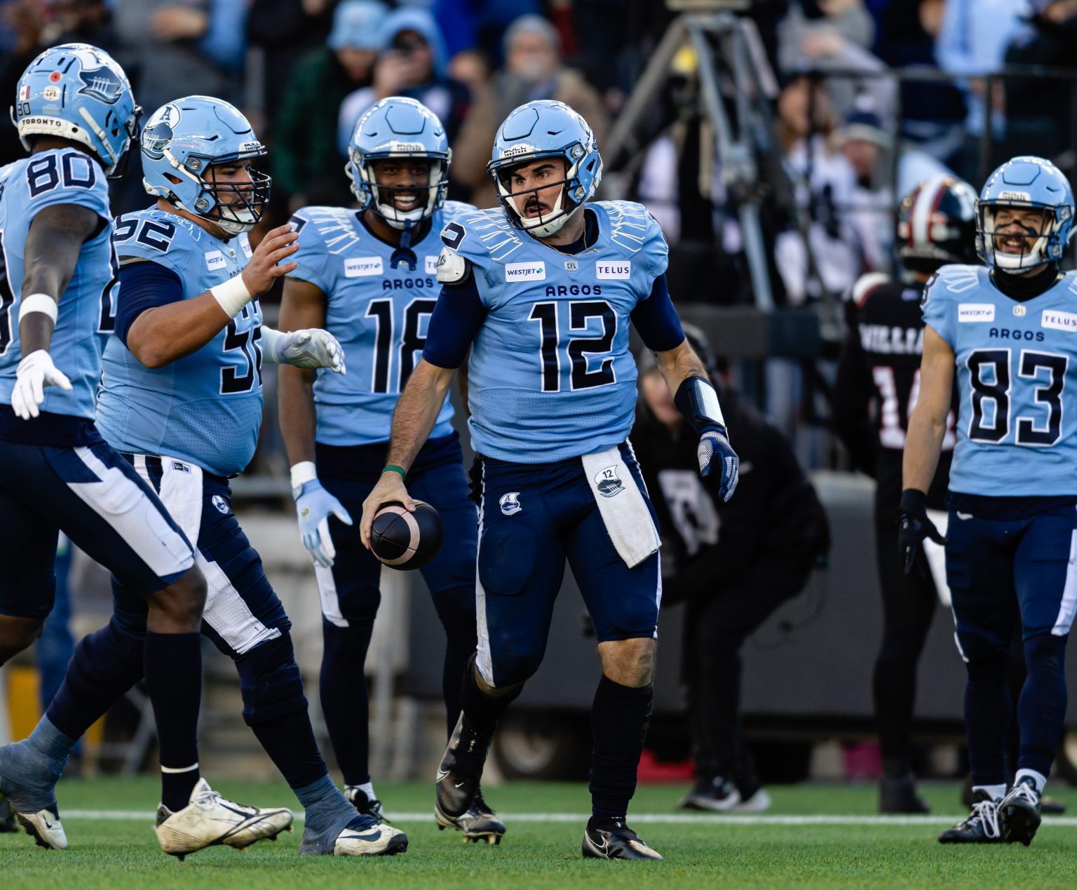 Chad Kelly posts perfect passer rating in Argos' East Semi-Final win ...