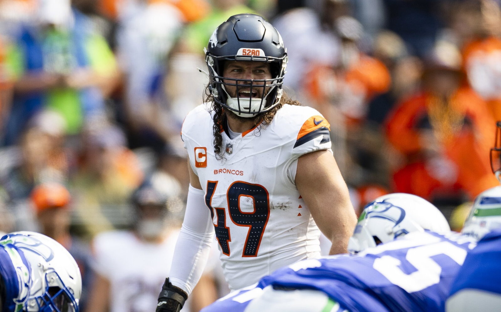Former CFL LB Alex Singleton returns for NFL's Denver Broncos three ...