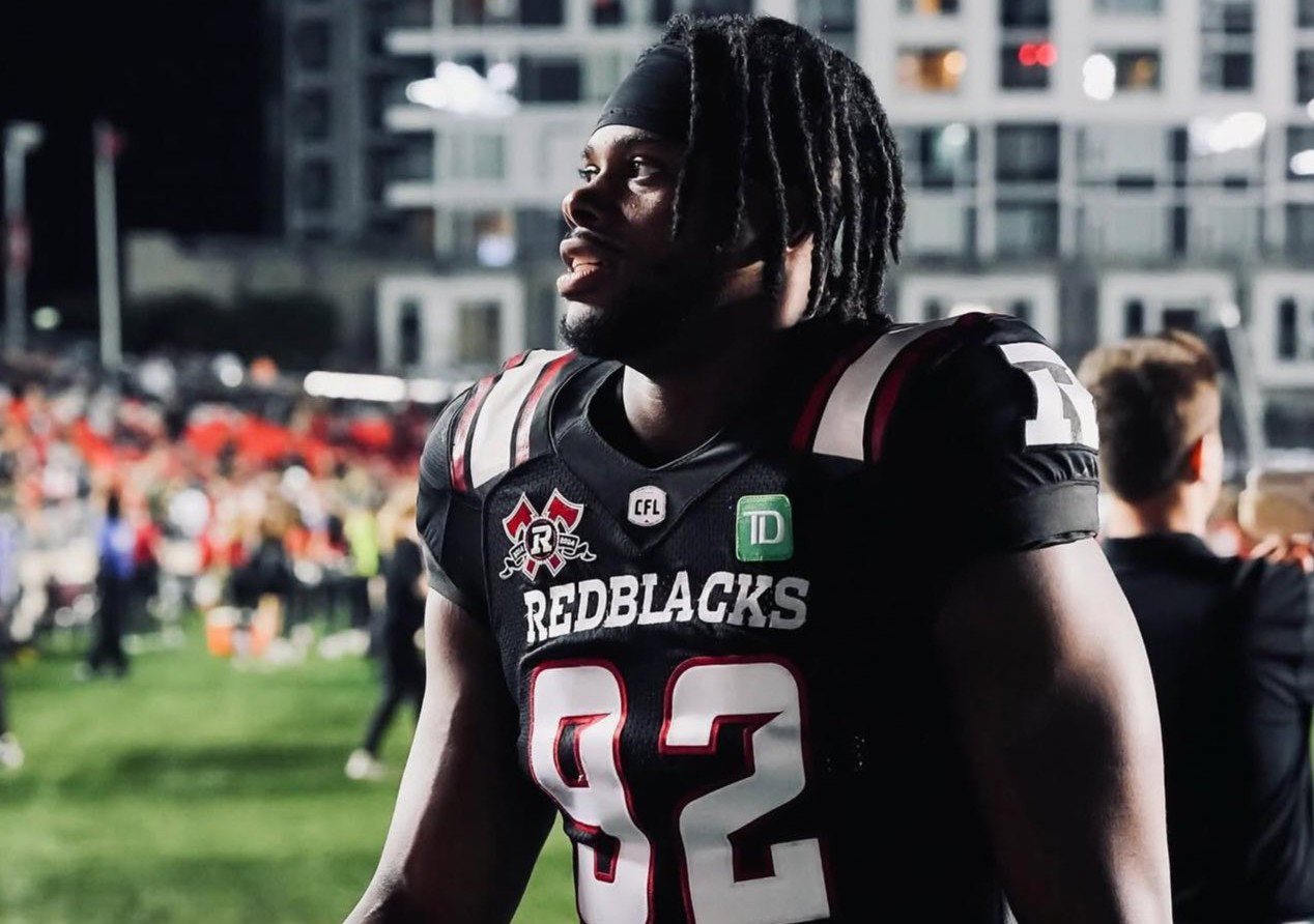 Ottawa Redblacks' DL Daniel Okpoko taken off in ambulance against Elks ...