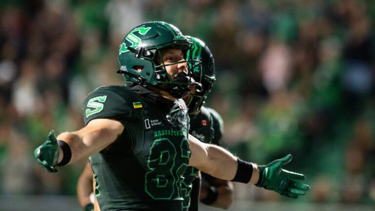 Edmonton Elks agree to terms with former Riders receiver Joe Robustelli ...