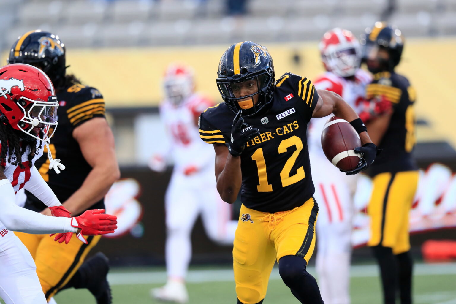 Tim White signs with Winnipeg Blue Bombers after release from Hamilton ...