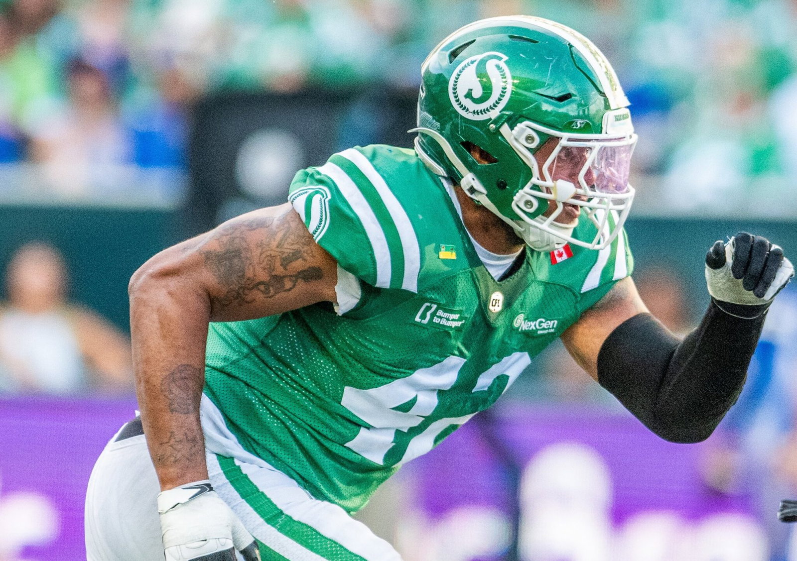 Saskatchewan Roughriders re-sign disruptive defensive lineman Mike Rose ...