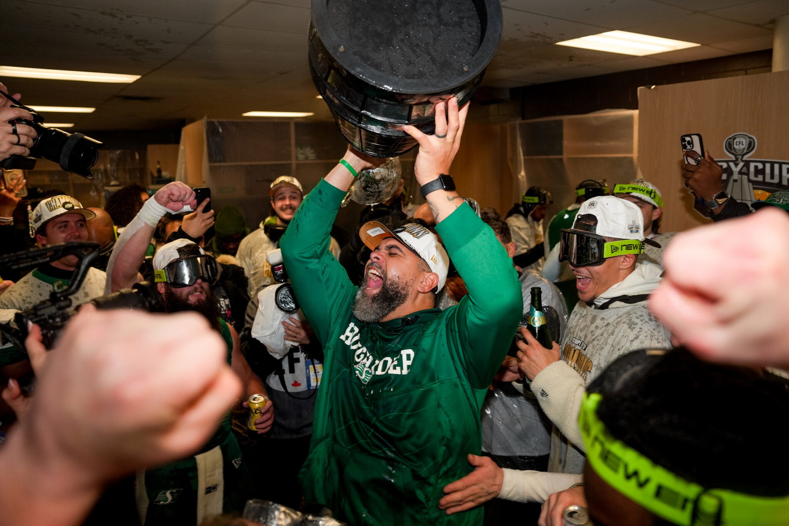 Saskatchewan Roughriders' Corey Mace named 2025 CFL Coach of the Year ...