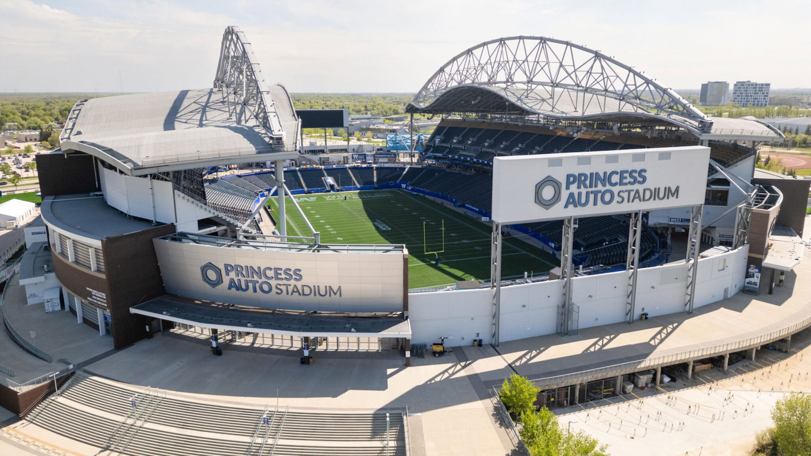 Winnipeg Blue Bombers to install new video boards at Princess Auto ...